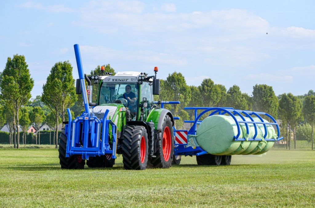 Wilson Bale Trailer | Webbline Nz