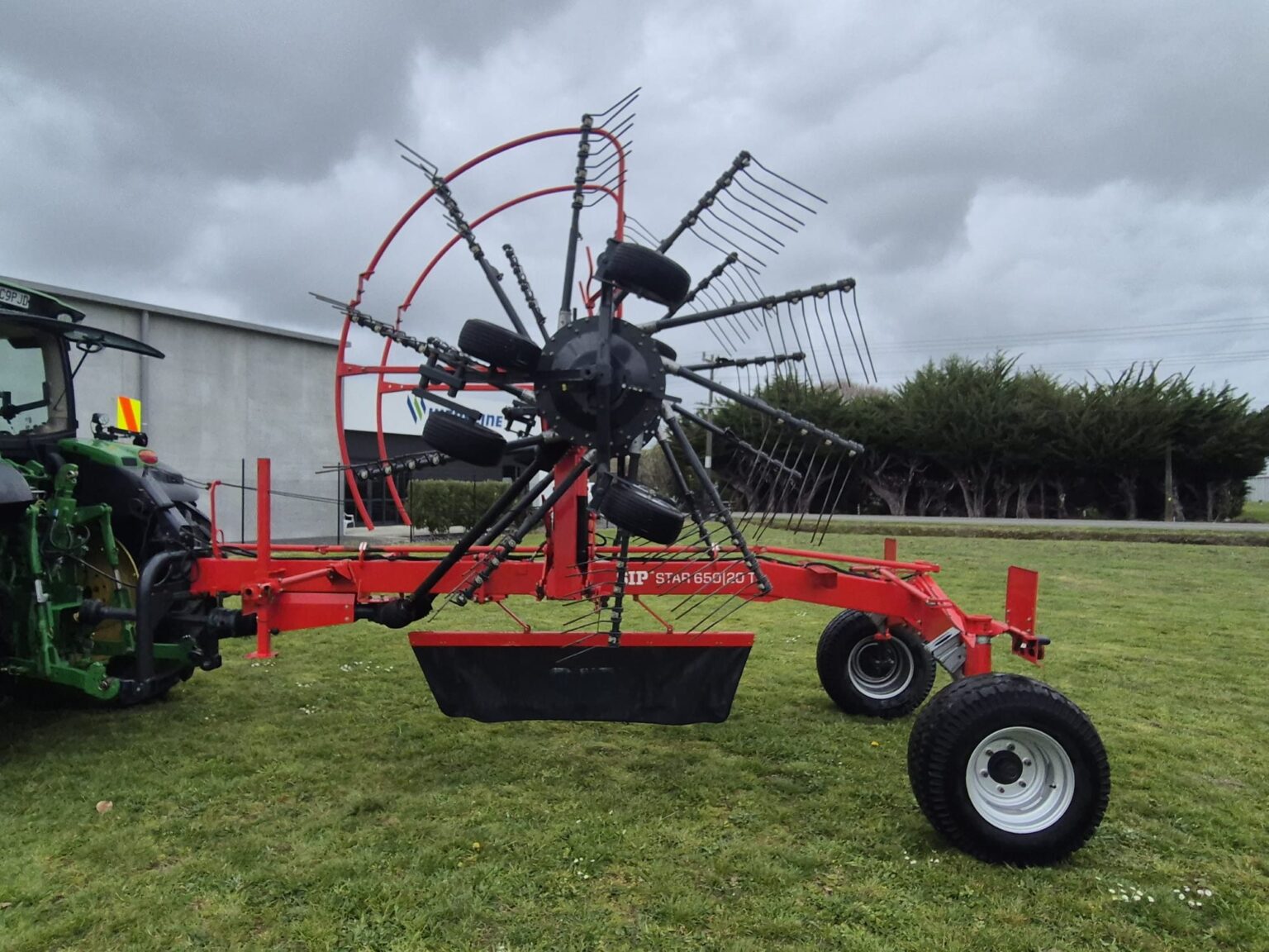 SIP Star 650 Swather - Webbline